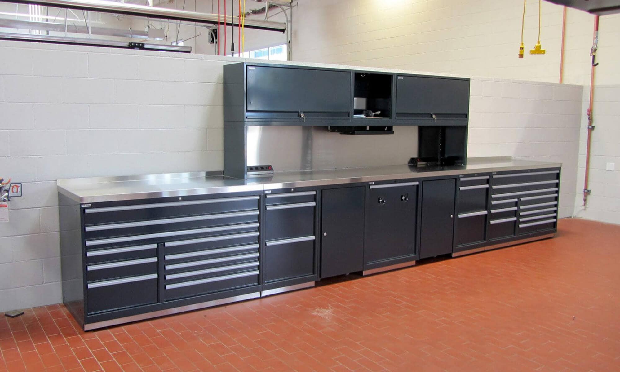 Specialty Solutions - Service Bays